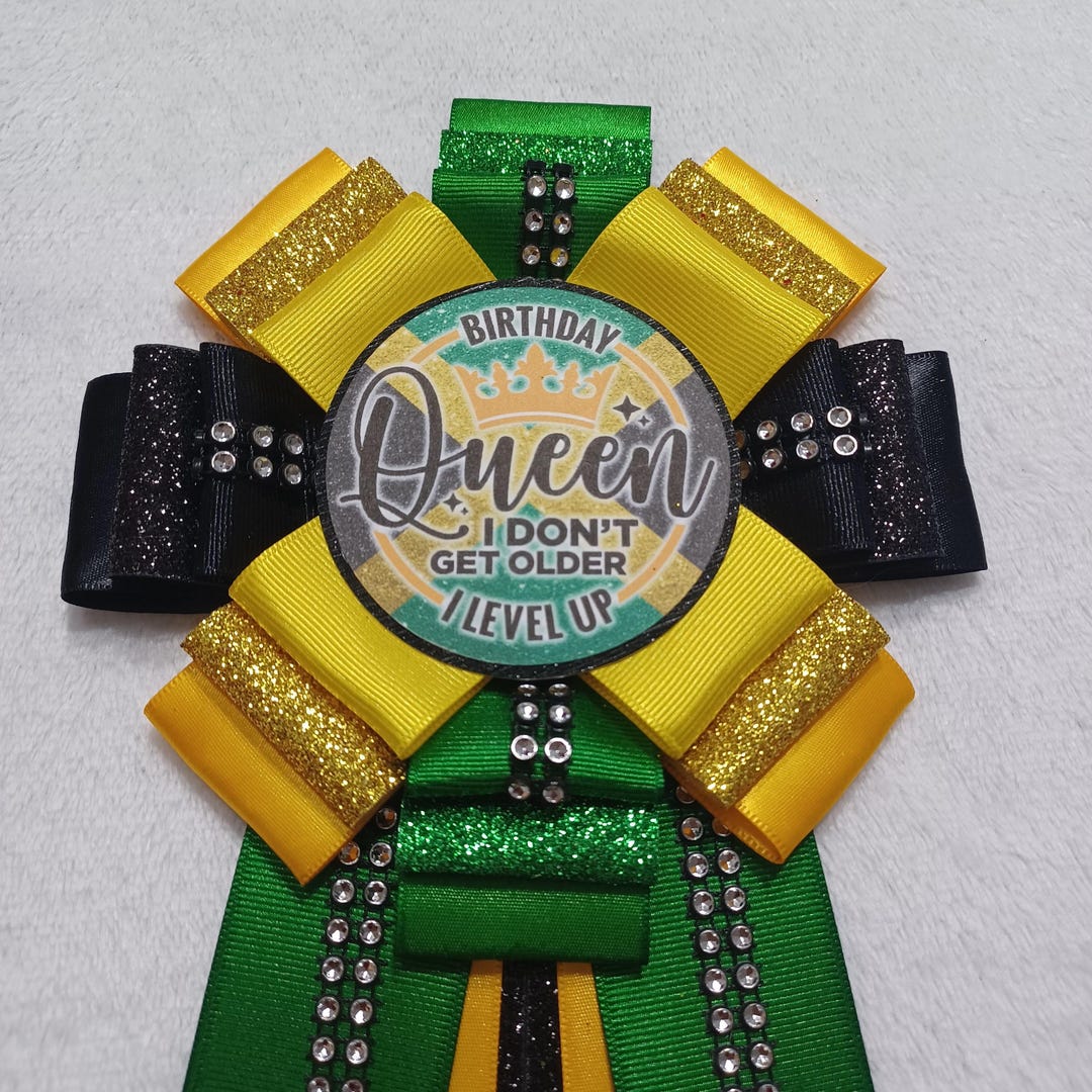 Jamaica Flag Birthday Pin: Custom Queen Celebration - Etsy