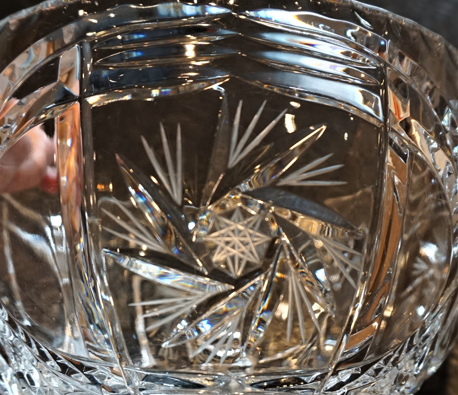 Kusak Large Bowl Art Cut Crystal Centerpiece Pinwheel Pattern - Etsy