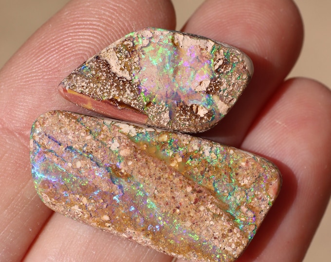 Parcel of 2 Freeform Australian Pipe Opals - FLAW - TCW 27.7ct - (110 ...