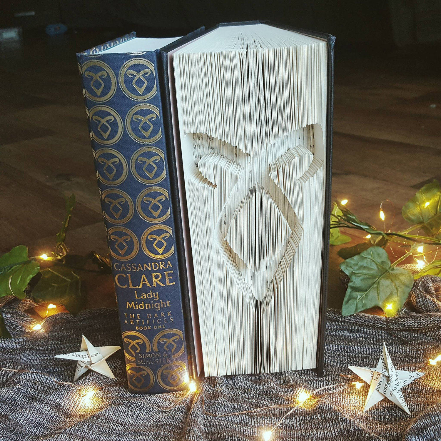 and Fold Book Folding Pattern Mark Shadowhunter Angelic Power Rune ...