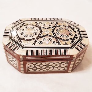 Vintage Hand Made Hexagonal Moroccan Marquetry Trinket Box, Decorated ...