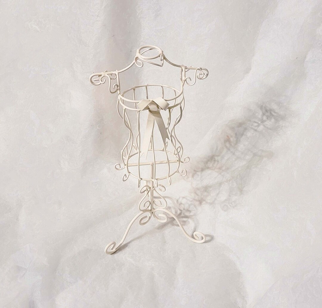 Vintage Beige Metal Mannequin Jewellery Stand, Beautiful Wire Dress ...