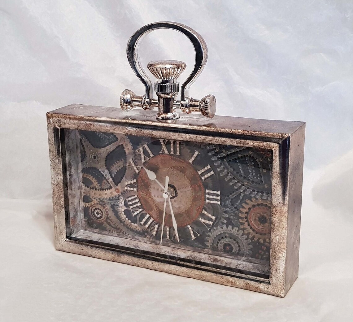 Steampunk Desk Clock, Industrial Gear Art, Vintage Style Table Clock ...