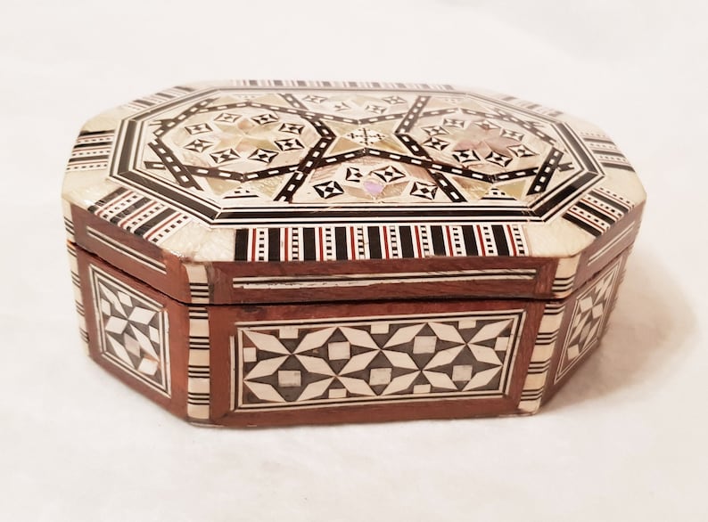Vintage Hand Made Hexagonal Moroccan Marquetry Trinket Box, Decorated ...
