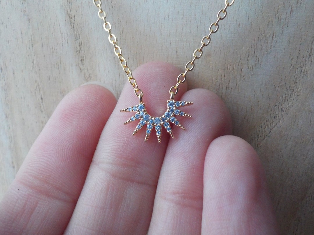 Tiny Sun Gold Necklace / Smiling Sun Necklace / Sunshine - Etsy