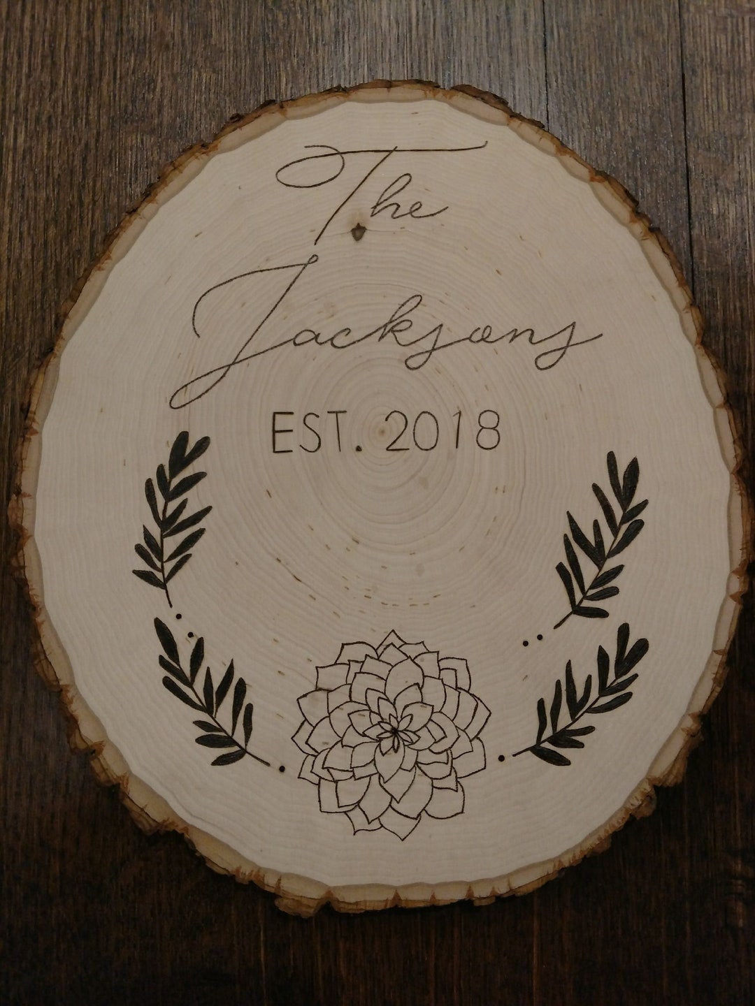 Engraved Family Name Tree Stump - Etsy