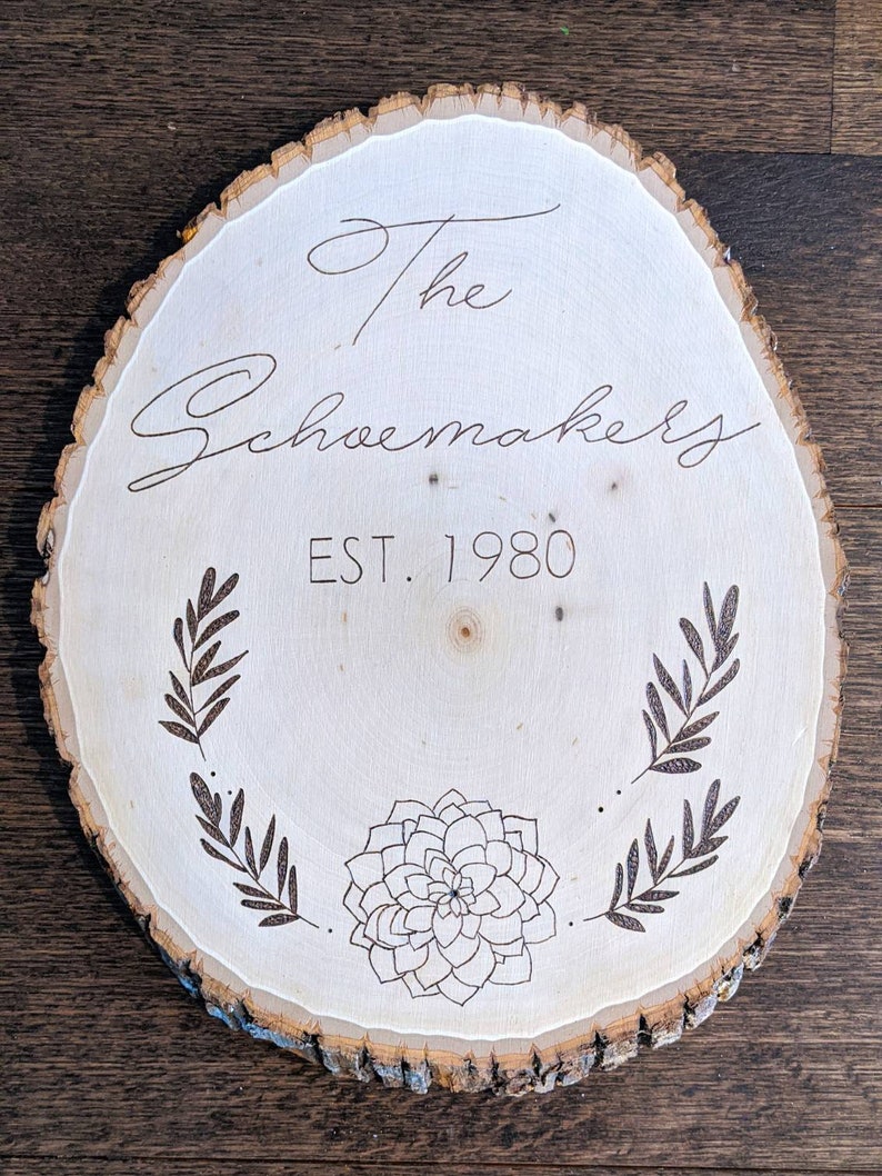 Engraved Family Name Tree Stump - Etsy