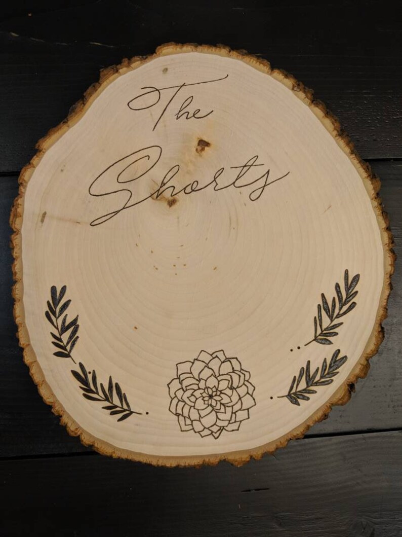 Engraved Family Name Tree Stump | Etsy