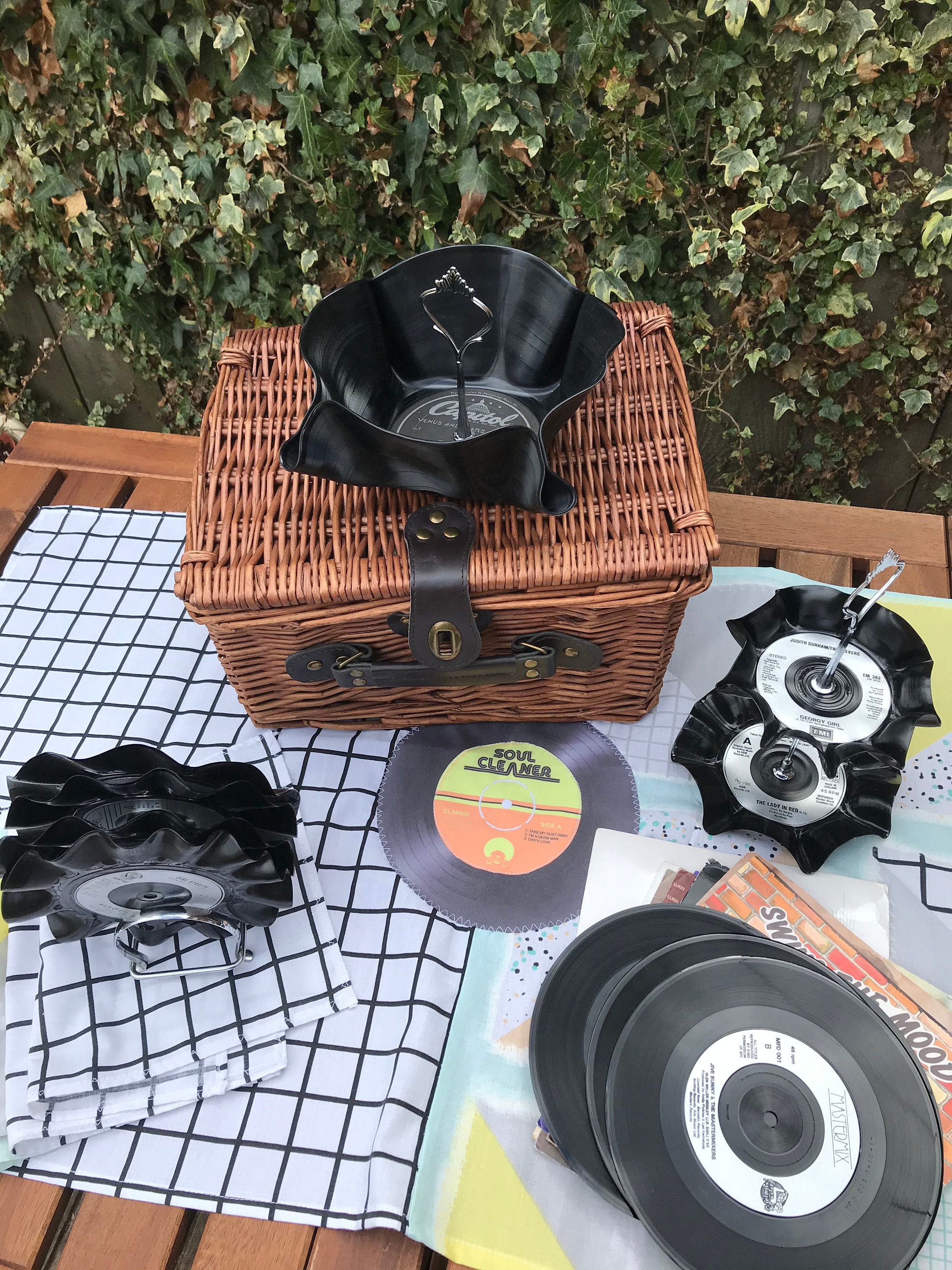 Pop Record Retro Funky Picnic Hamper - Etsy UK