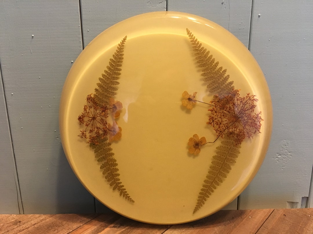 Large Vintage Lucite Trivet With Dried Flowers and Ferns - Etsy