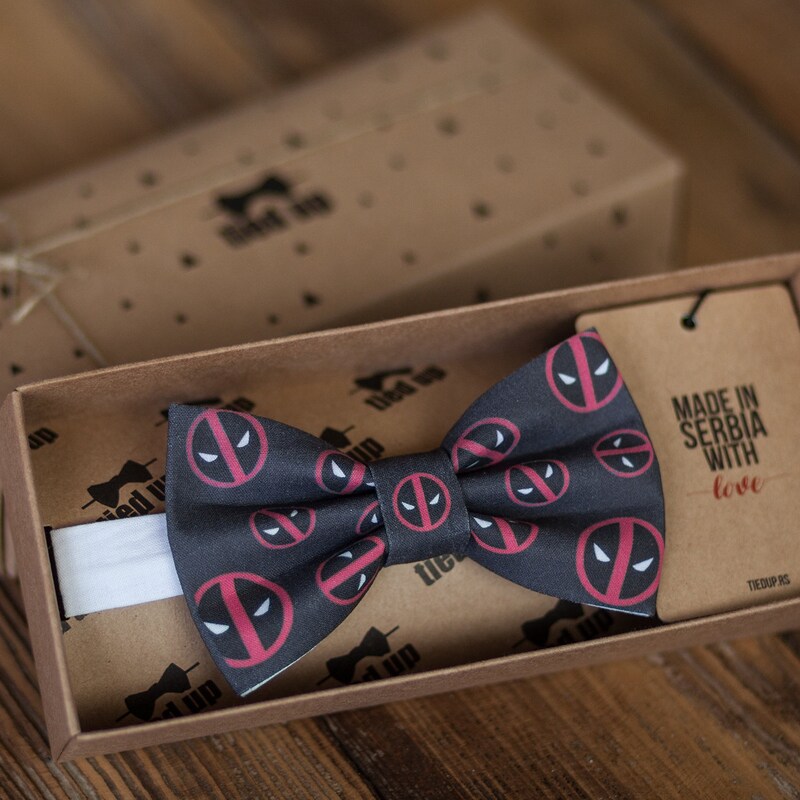 Deadpool Mask - Etsy