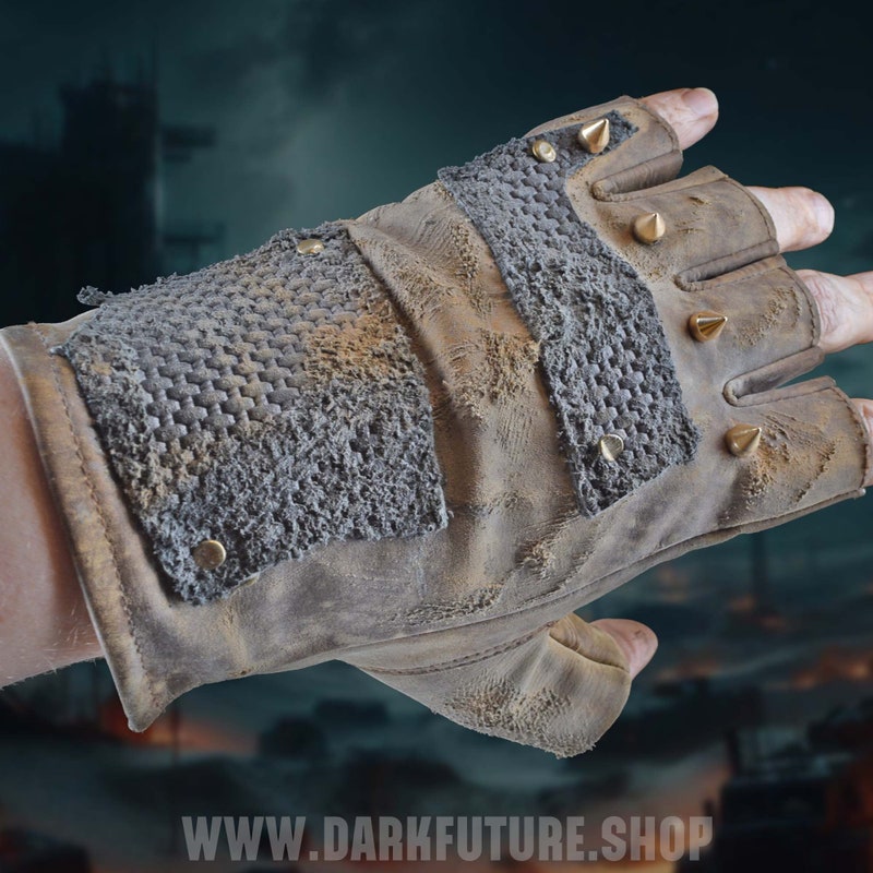 DarkFutureShop - Etsy