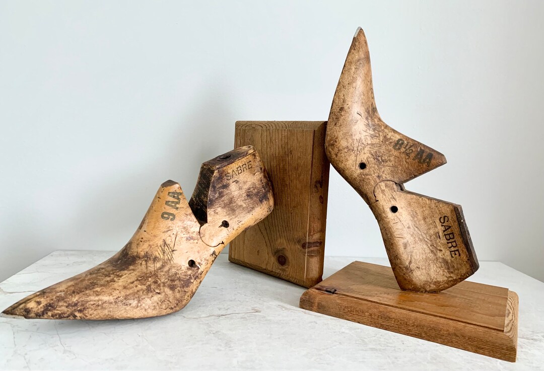 Vintage Cobbler Shoe Form Bookends: Retro MCM Home Decor - Etsy