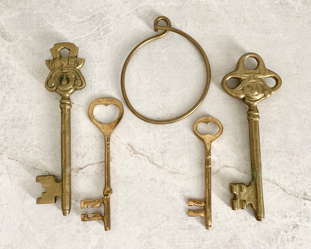 Brass Key Ring With Four Skeleton Keys, King and Queen Keys, Vintage ...