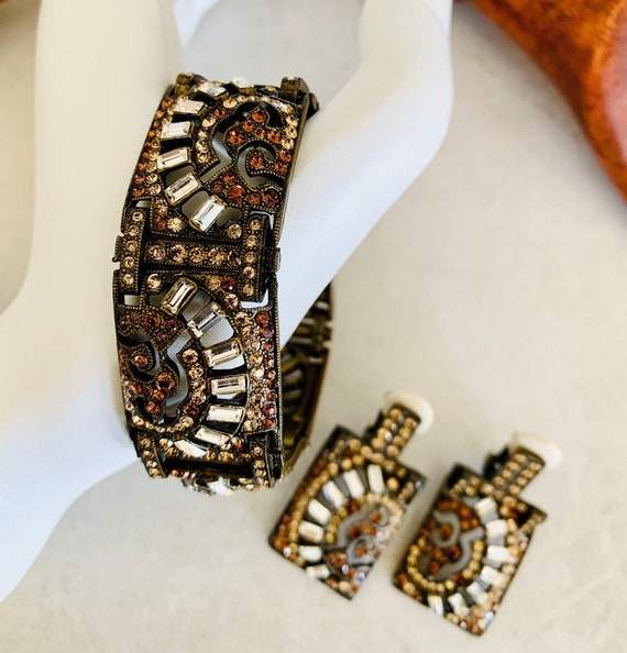 High end costume jewellery store