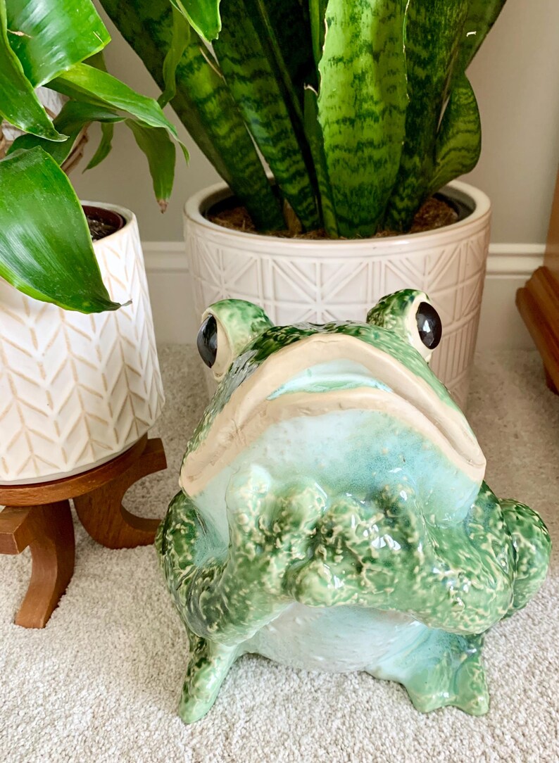 Vintage Majolica Style Frog Statue: Large Ceramic Farmhouse Decor - Etsy