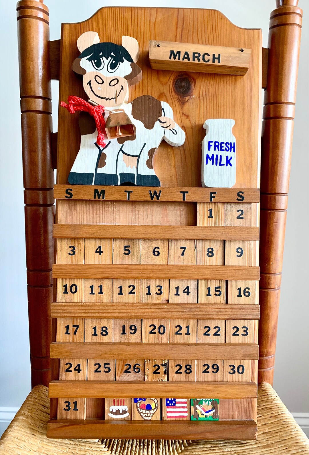 Kitschy Perpetual Cow Calendar, Vintage Wooden Farmhouse Wall Hanging ...