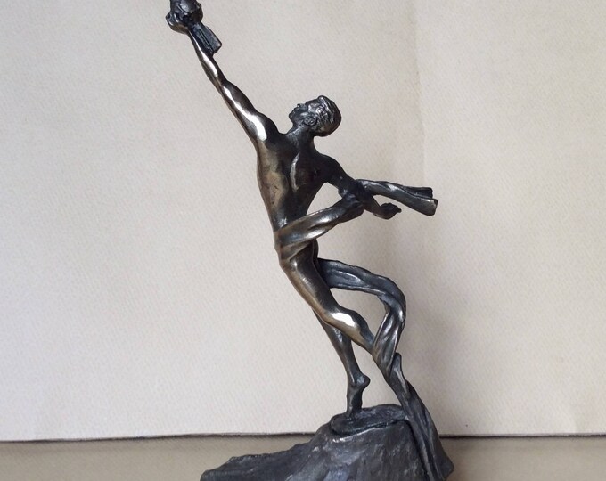 Gagarin Statue Rocket Kosmos Sculpture Space USSR CCCP - Etsy