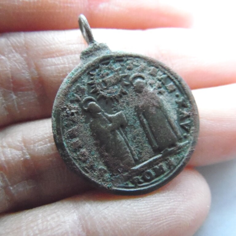 Very Rare medallion 17th Century the Five Saints IHS | Etsy