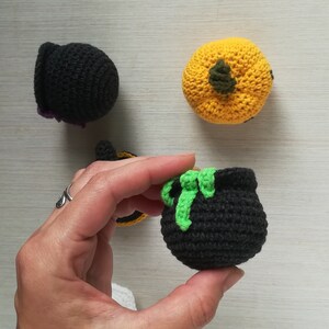 Crochet Pattern Witch Cauldron Keychain as Little Halloween Gift, Easy ...