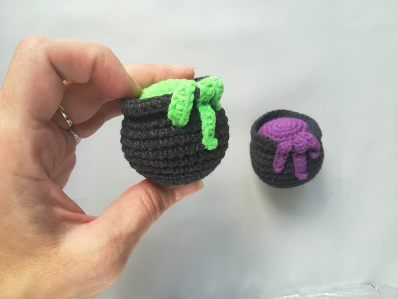 Crochet Pattern Witch Cauldron Keychain as Little Halloween Gift, Easy ...