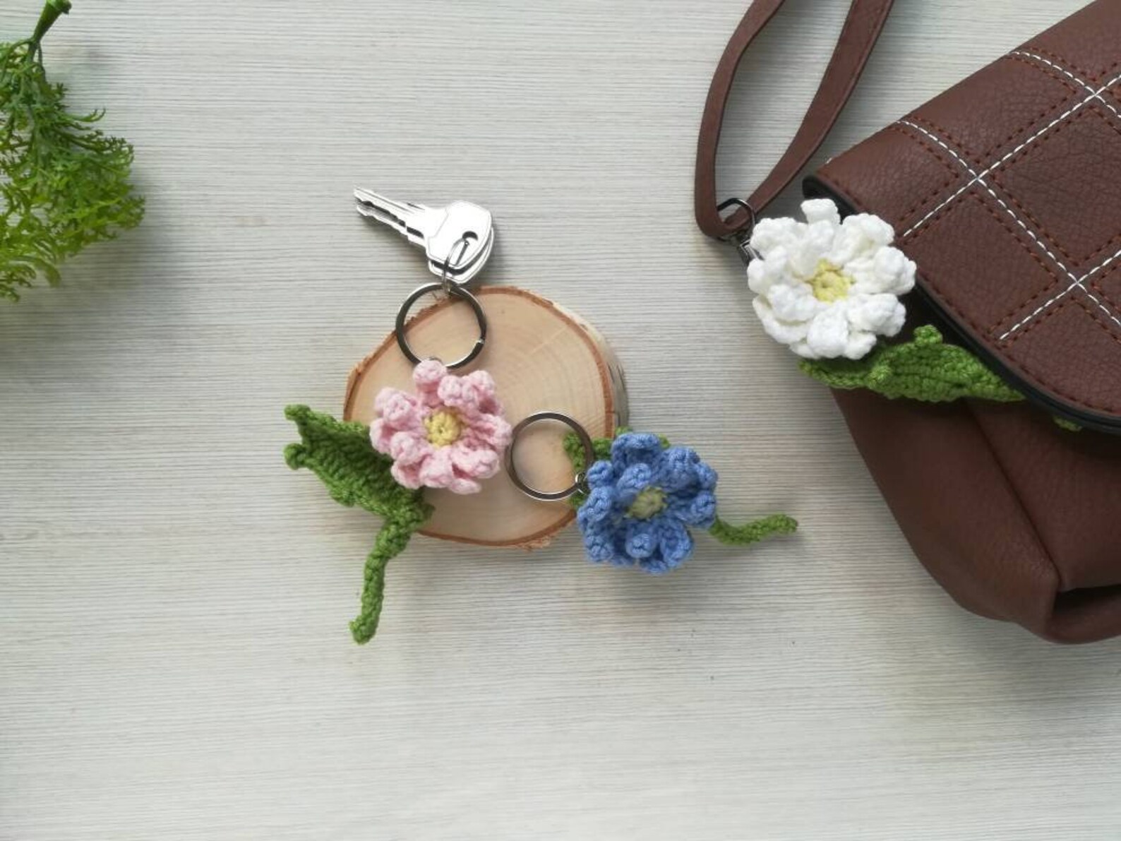 Crochet Pattern Keychain Flower as Little Gift for Her PDF - Etsy