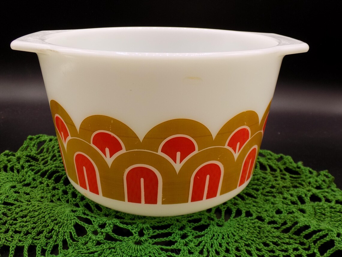 Vintage Pyrex Arches 1970s Fish Scales Pattern 1.5 Qt. Mixing Bowl/oven ...