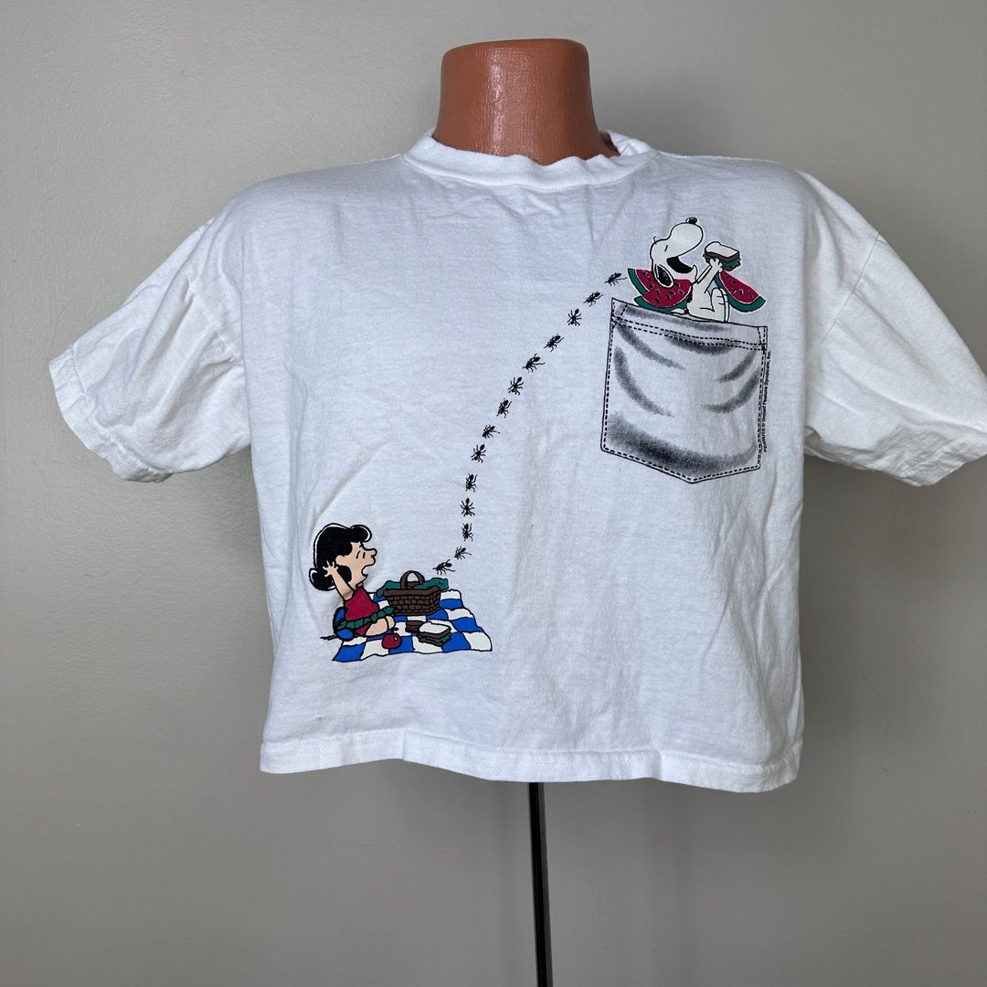Vintage 1980s/90s Peanuts Cropped T-shirt, Snoopy and Lucy Picnic ...