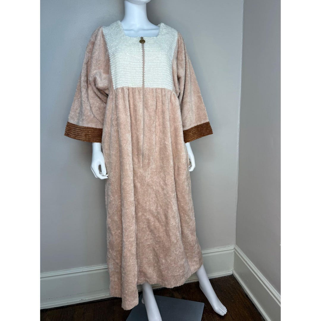 Vintage 1980s Chenille Zip up Robe, Towel Dress, Stan Herman Size ...
