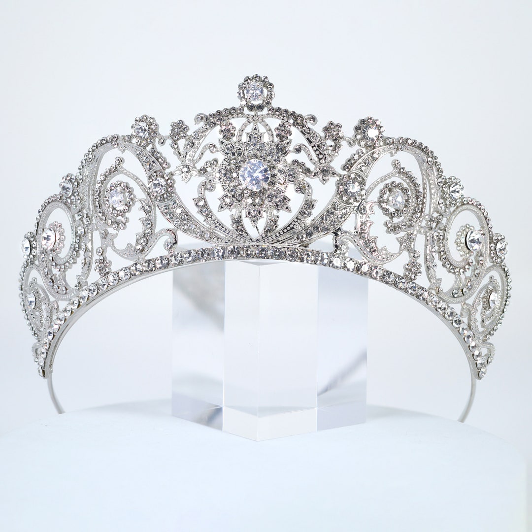 Shimmering Majesty Big Cubic Zirconia Queen Tiara , Rhinestone Bridal ...