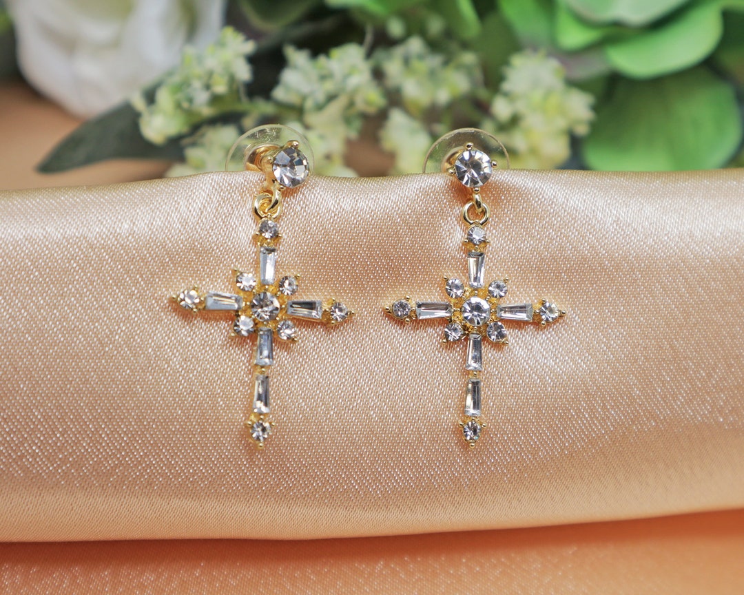 Vintage Luxurious Drop Cross Earrings - Etsy