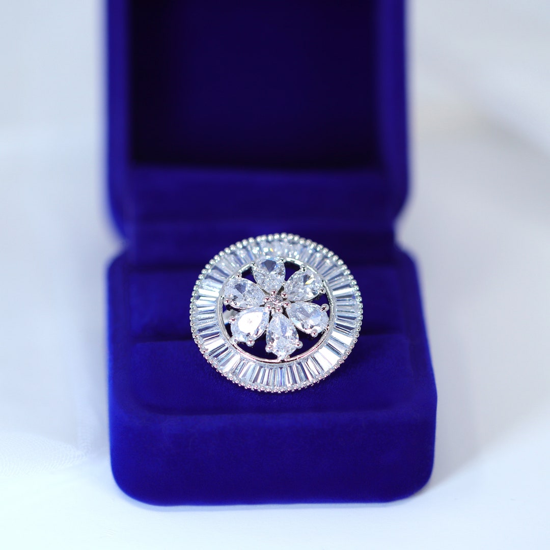 Swarovski Crystal Silver Mesmerizing Floral Large Statement Ring ...