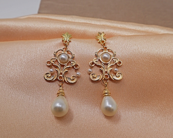 Luxury bridal earrings store