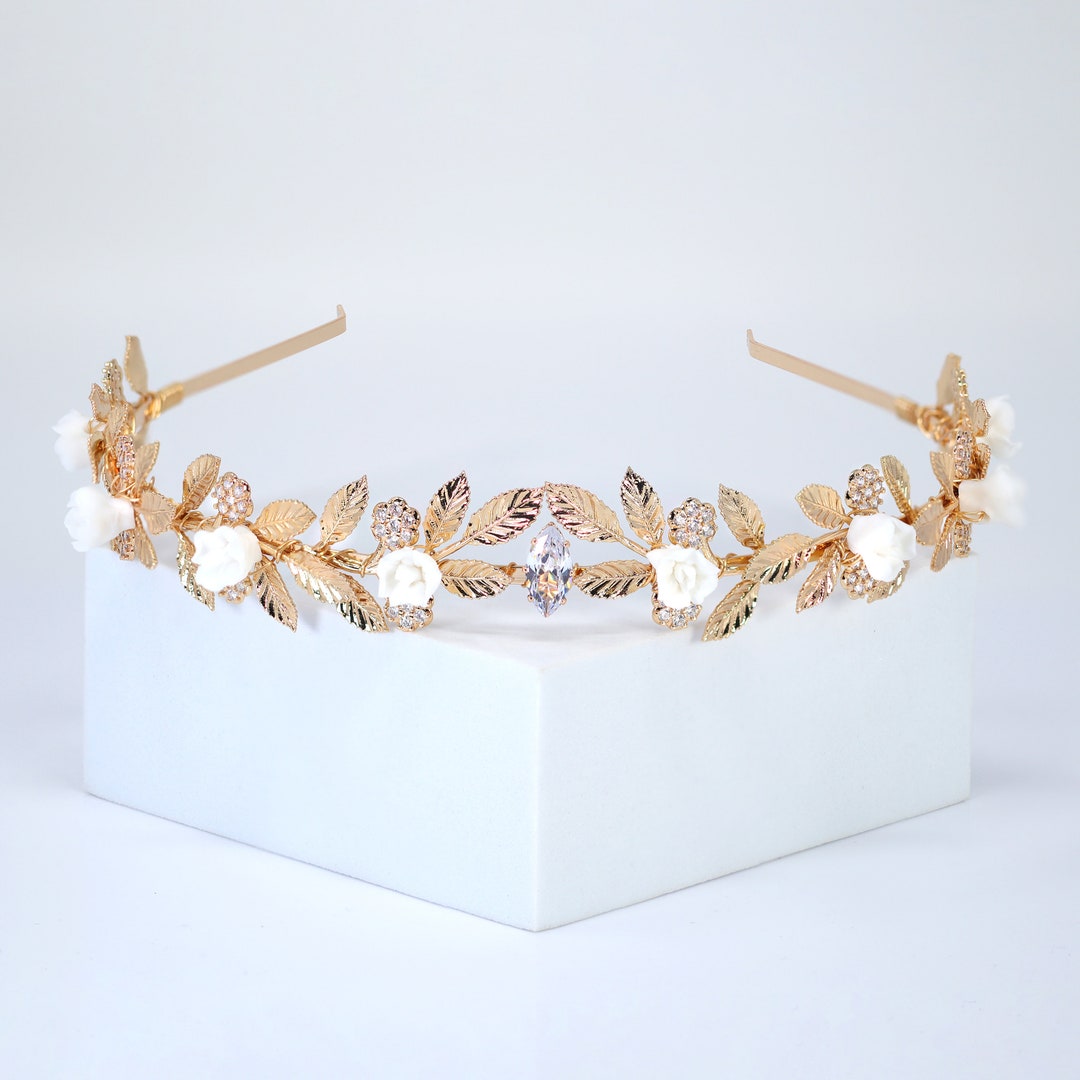 Swarovski Crystal and Porcelain White Flower Starlit Rose Garden Vine ...
