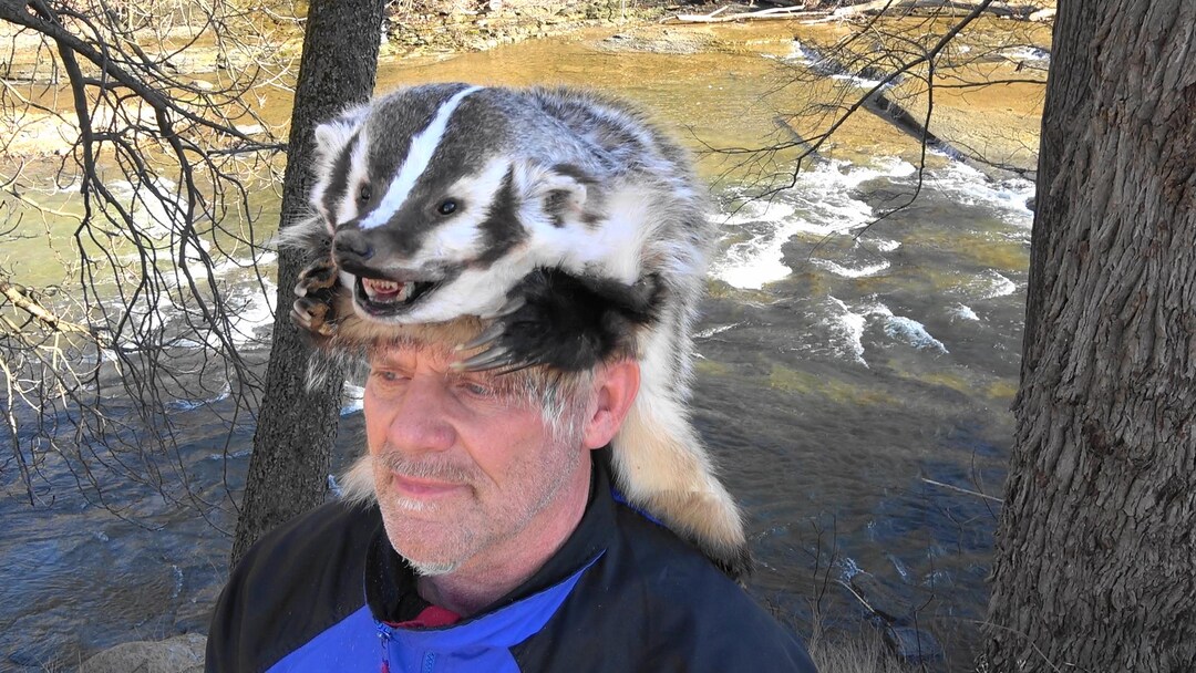 Badger Fur Hat * Women's Mans Cold Weather Hats * Coyote Beaver - Etsy