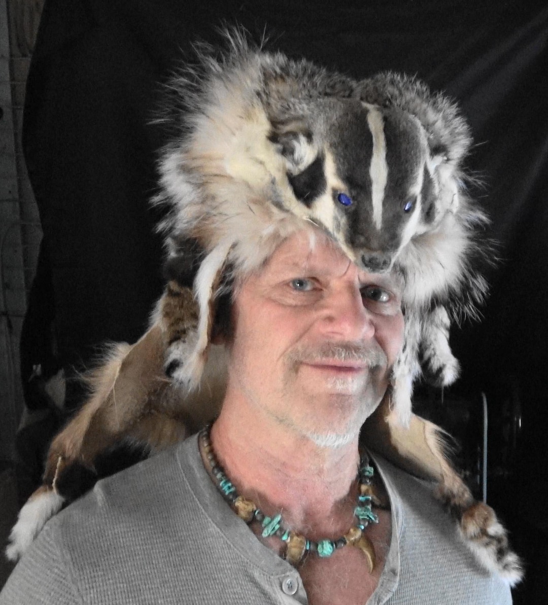 Badger Fur Hat * * Mens Mans Womans Red Fox Beaver Skunk Raccoon Hats ...