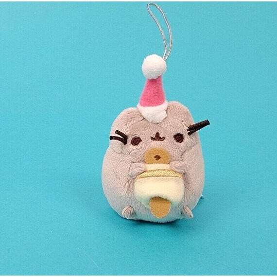 Pusheen Santa