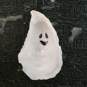 Set of 3 Halloween Shell Ornament Ghost Displayed Inside Cape Cod ...