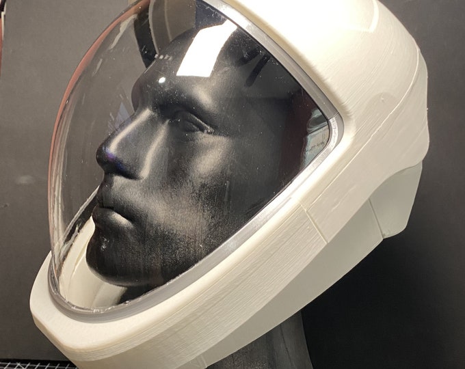 DIY Astronaut Templates DXF Astronaut Helmet Papercraft Low Poly ...