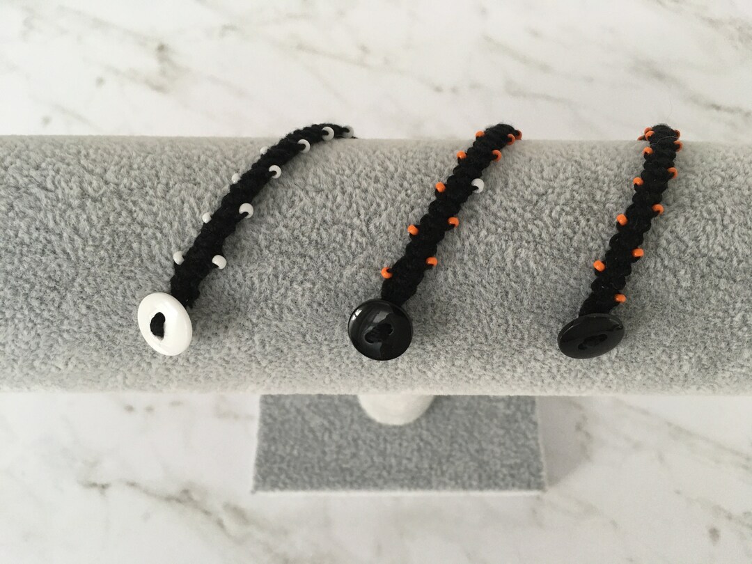 11. the "marge" Halloween Anklet or Bracelet: Black/orange/white Beads ...