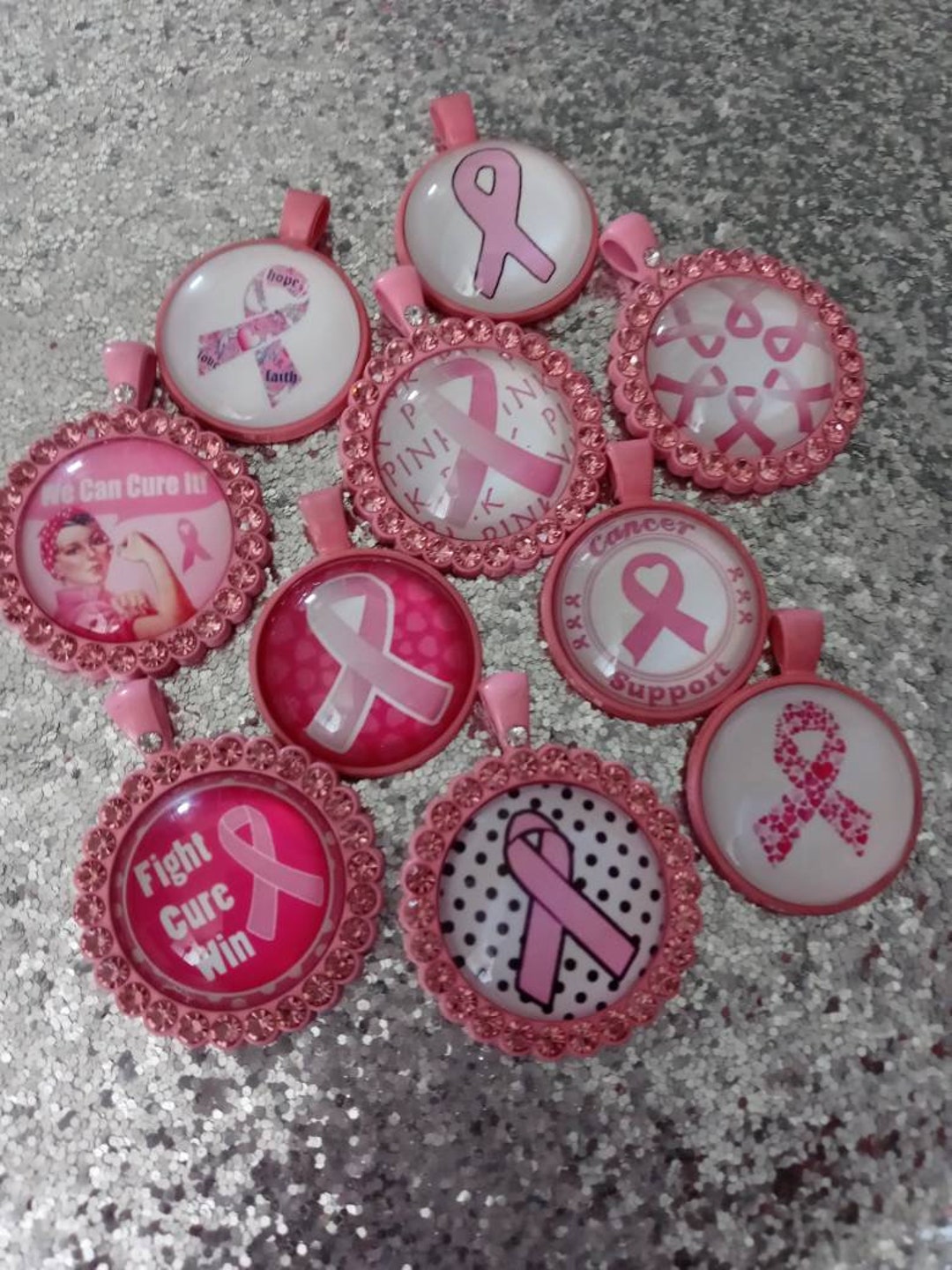 10 Piece Pink Breast Cancer Awareness 25mm Round Pendant Charms Random ...