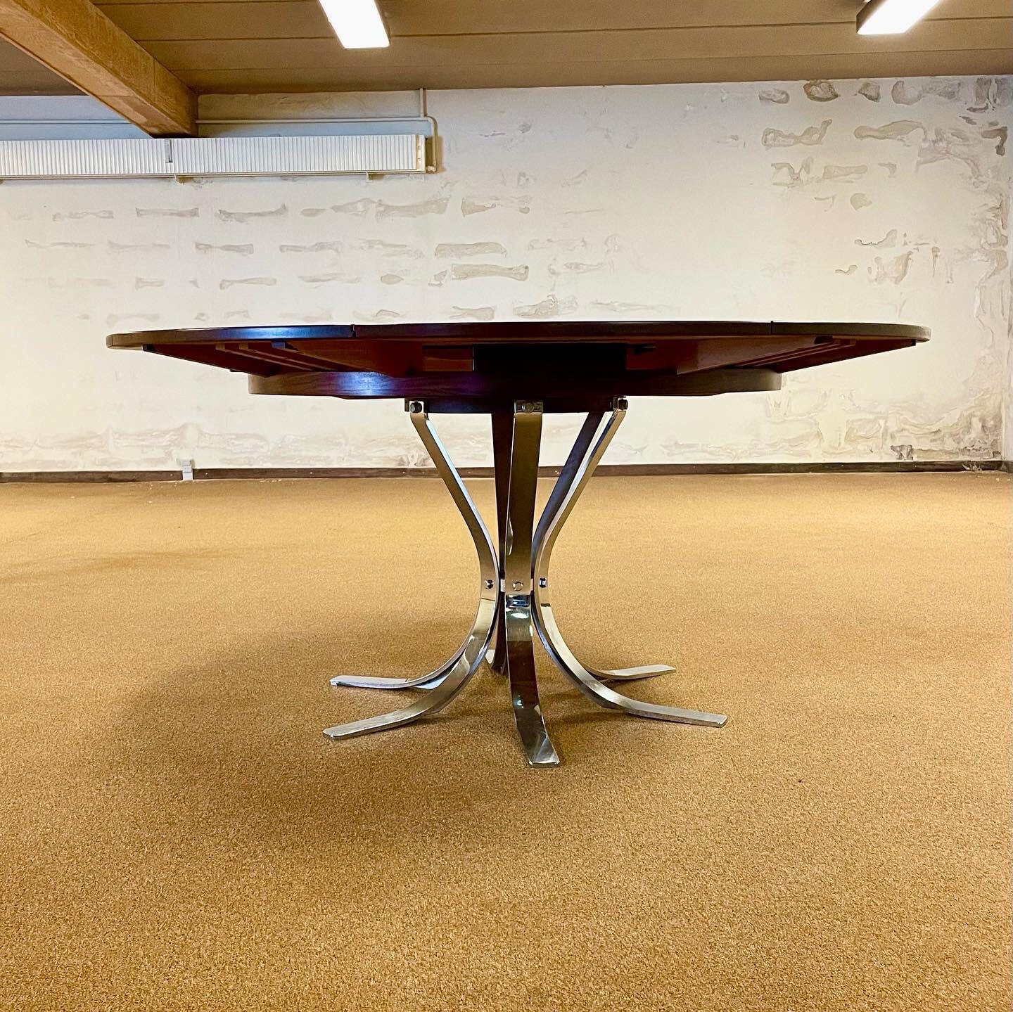 Dyrlund Flip Flap Lotus Dining Table. - Etsy
