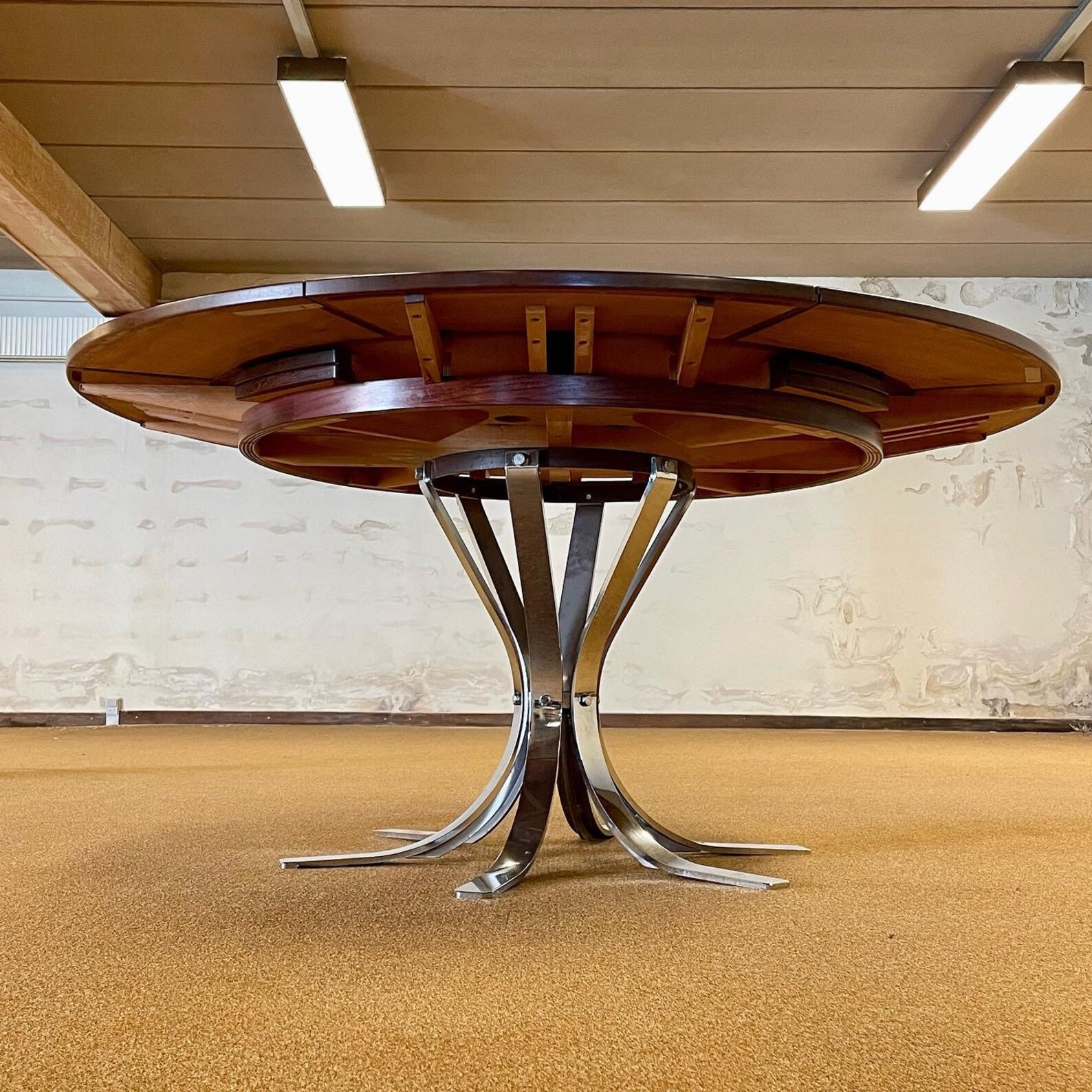 Dyrlund Flip Flap Lotus Dining Table. - Etsy