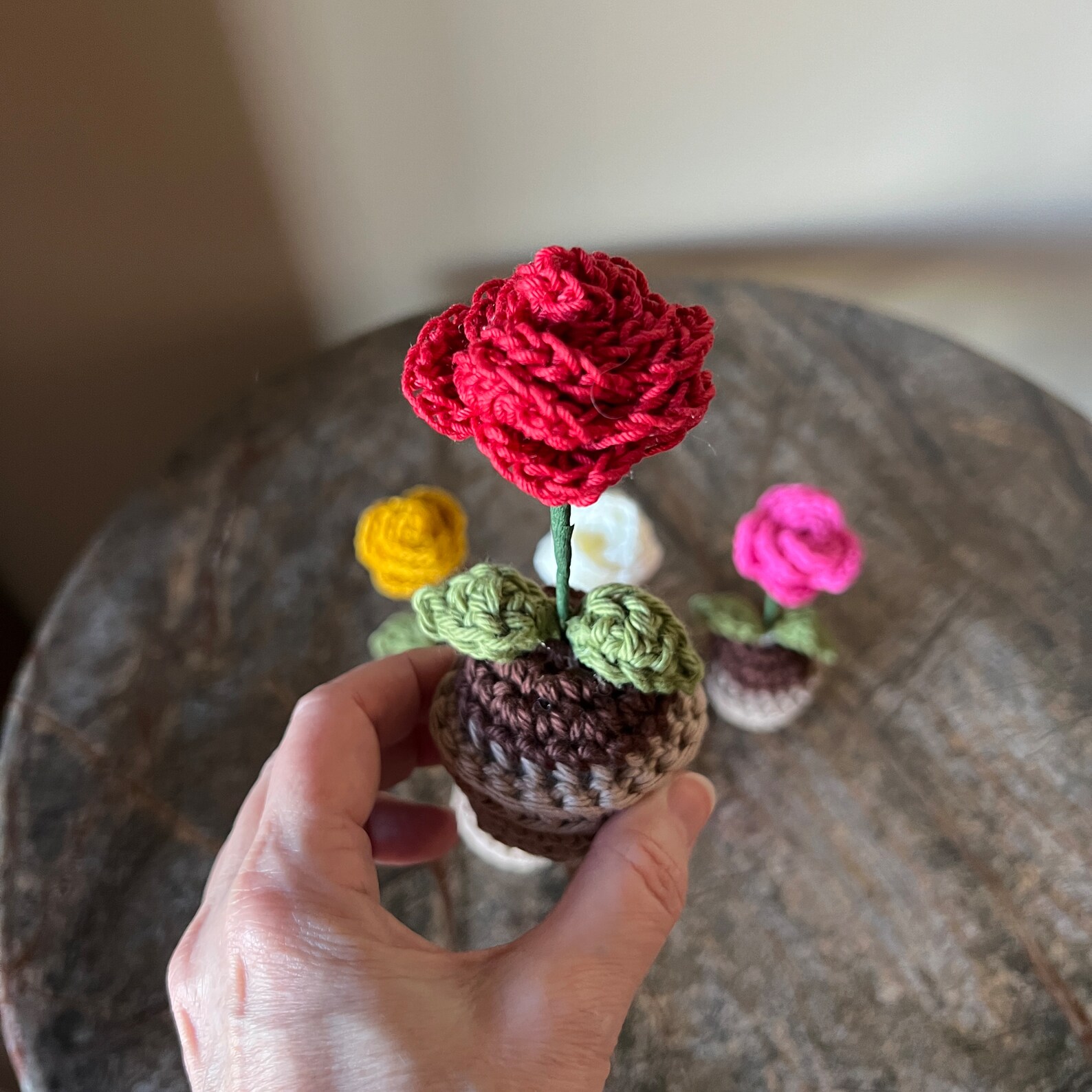 Mini Crocheted Rose & Pot Crochet Tea Rose Rose and Vase - Etsy