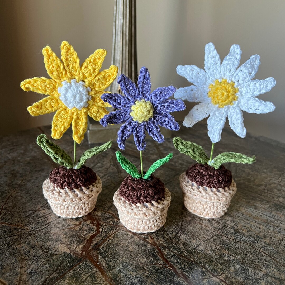 Mini Daisy & Pot Crochet Amigurumi Daisy Crocheted Daisy and - Etsy