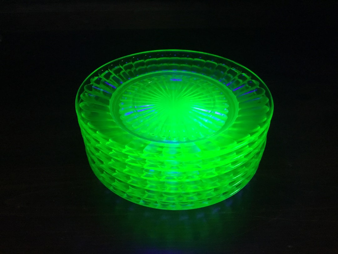 Set of 6 Green Depression Glass Pillar Optic Side Plates Uranium Glass ...