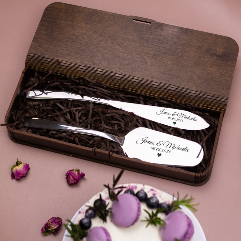 Personalized Cake Server Set and Wooden Gift Box Engraved Cake - Etsy