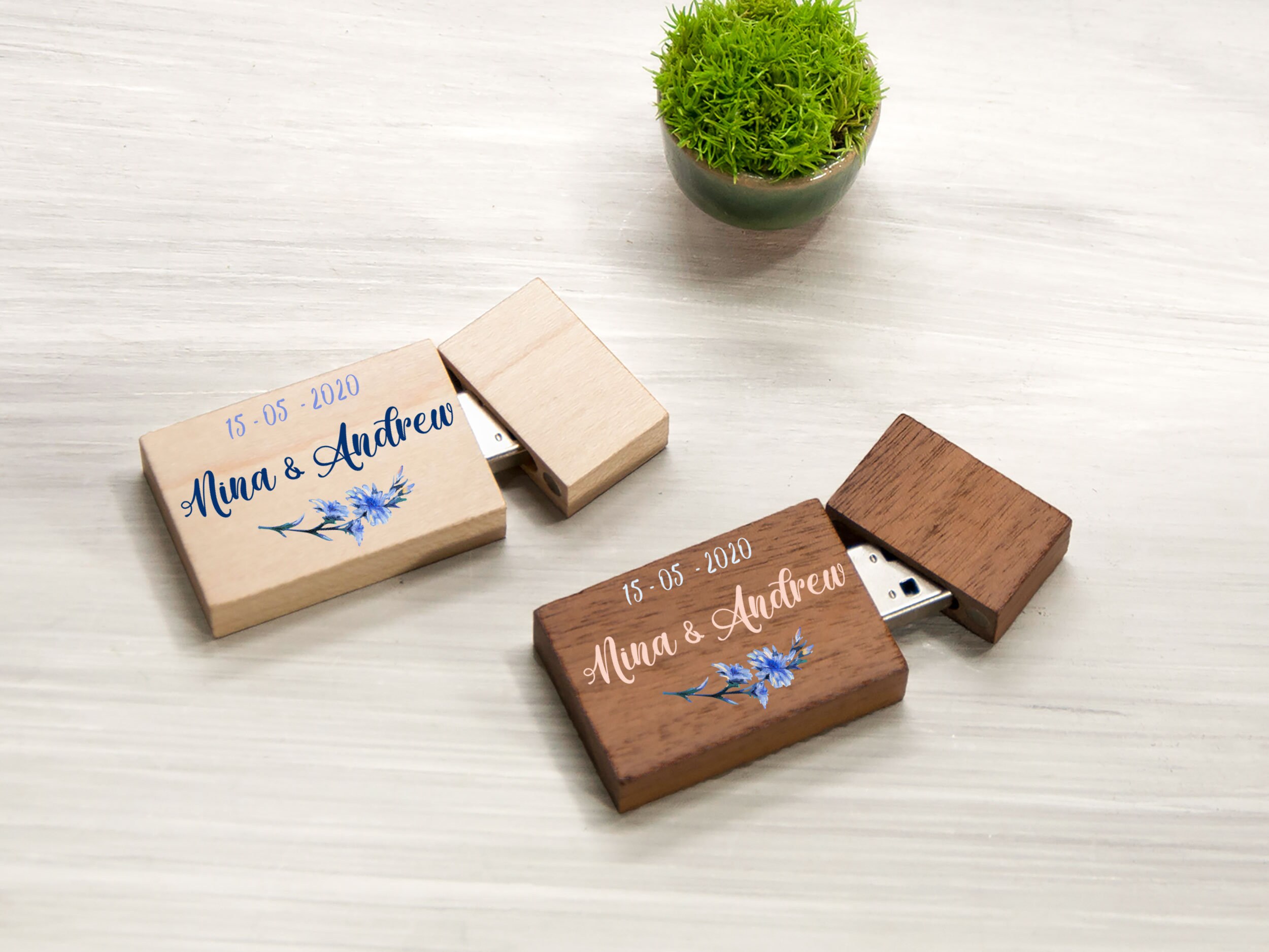 Wood USB flash drive with color print. Personalized USB stick. | Etsy