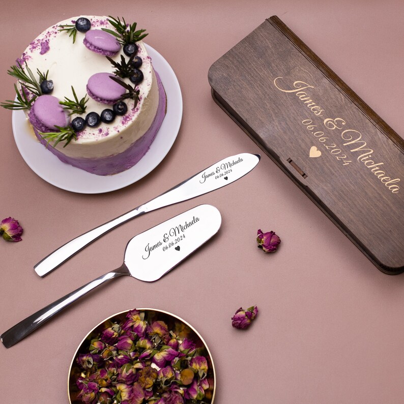 Personalized Cake Server Set and Wooden Gift Box Engraved Cake - Etsy