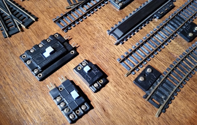 Vintage 1960s Atlas HO Scale Model Railroad Electric Switches Specialty ...